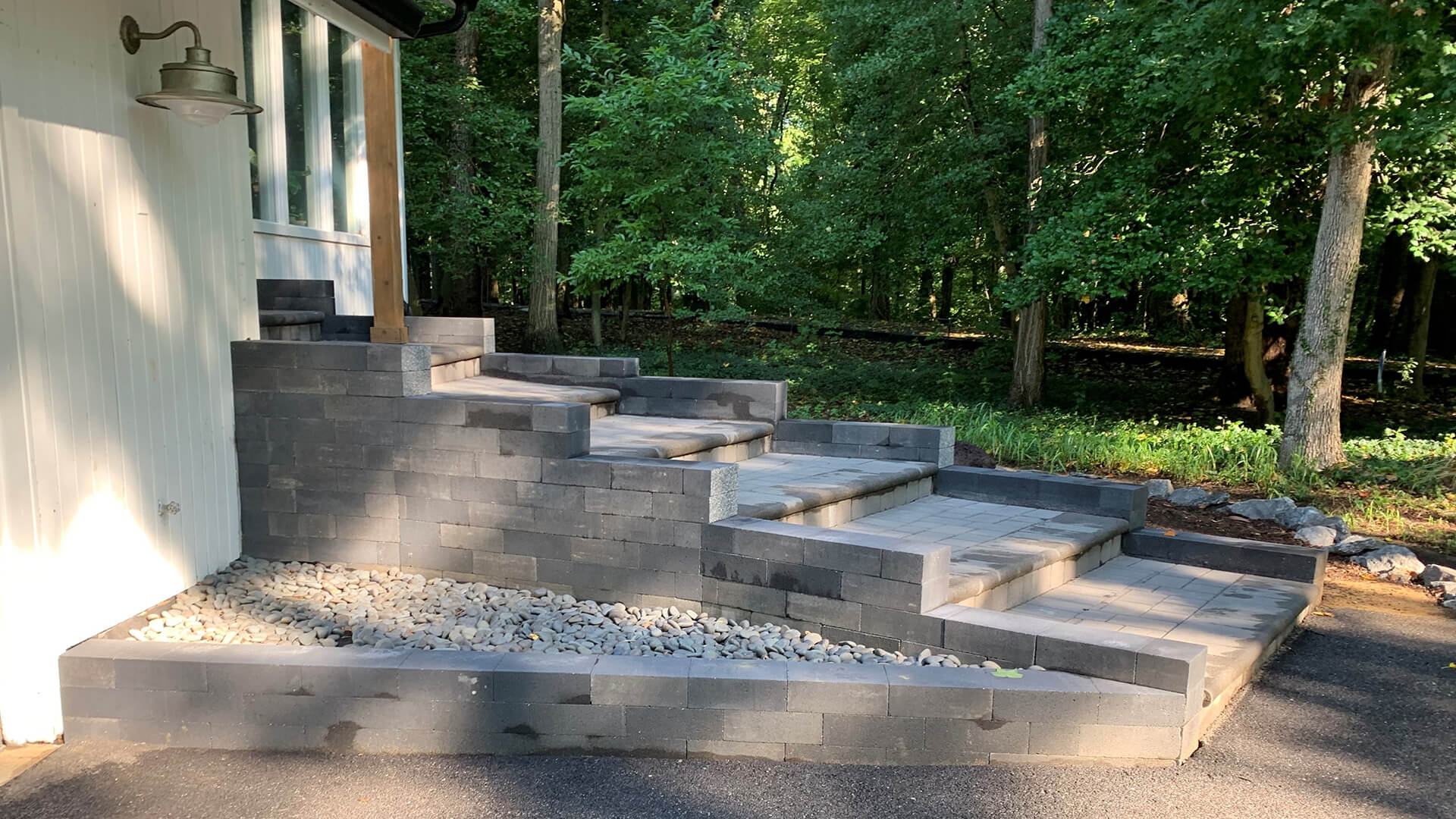 Annapolis Paver Walls - Three Little Birds Outdoor Living