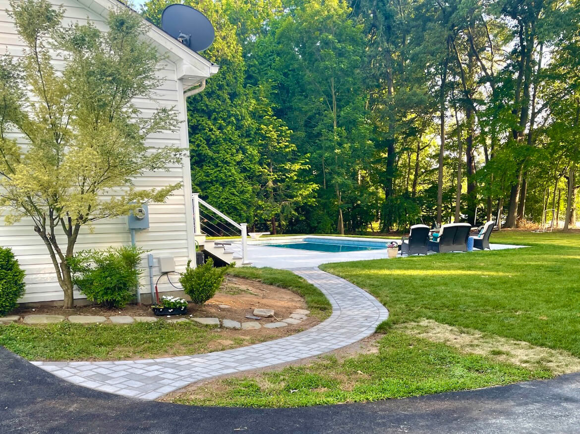 Queenstown Paver Sidewalk - Three Little Birds Outdoor Living